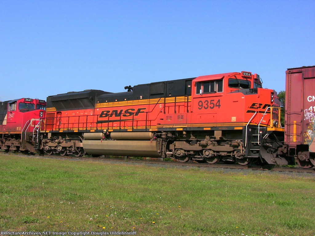 BNSF 9354